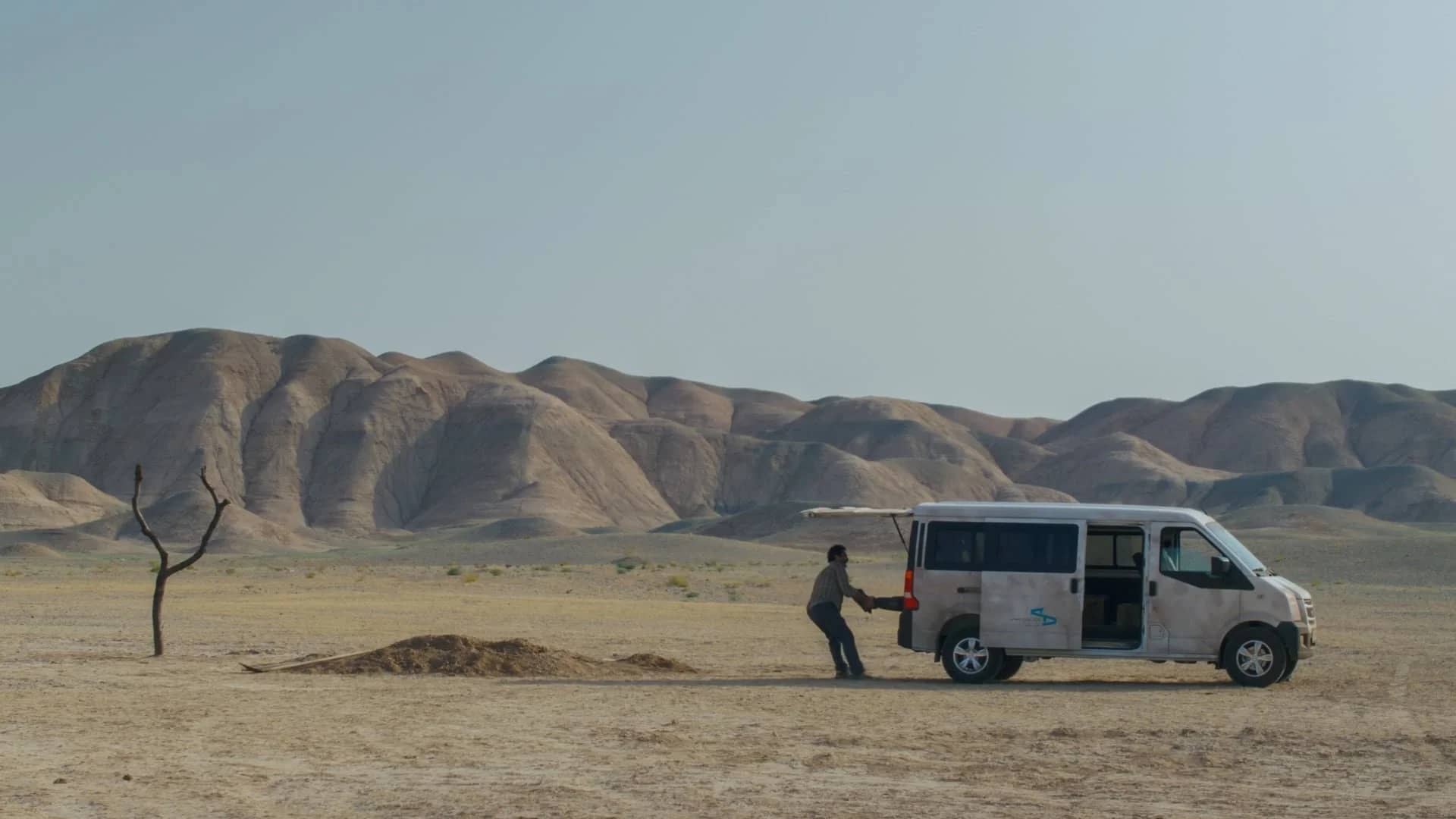 It Was Just an Accident (2025) • Screenplay - 8FLiX